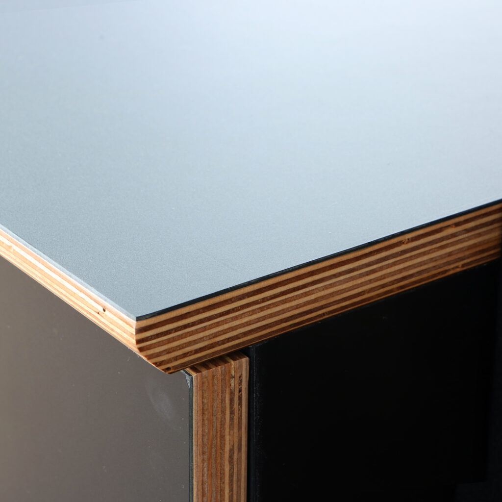 Ferrara Oak - ENTRAWOOD office furniture manufacturer